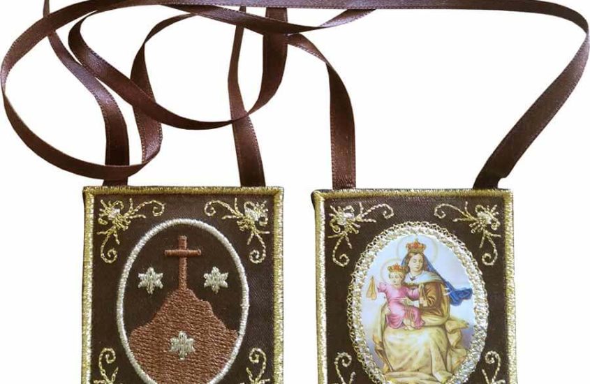 Escapulario – Sociedad Católica